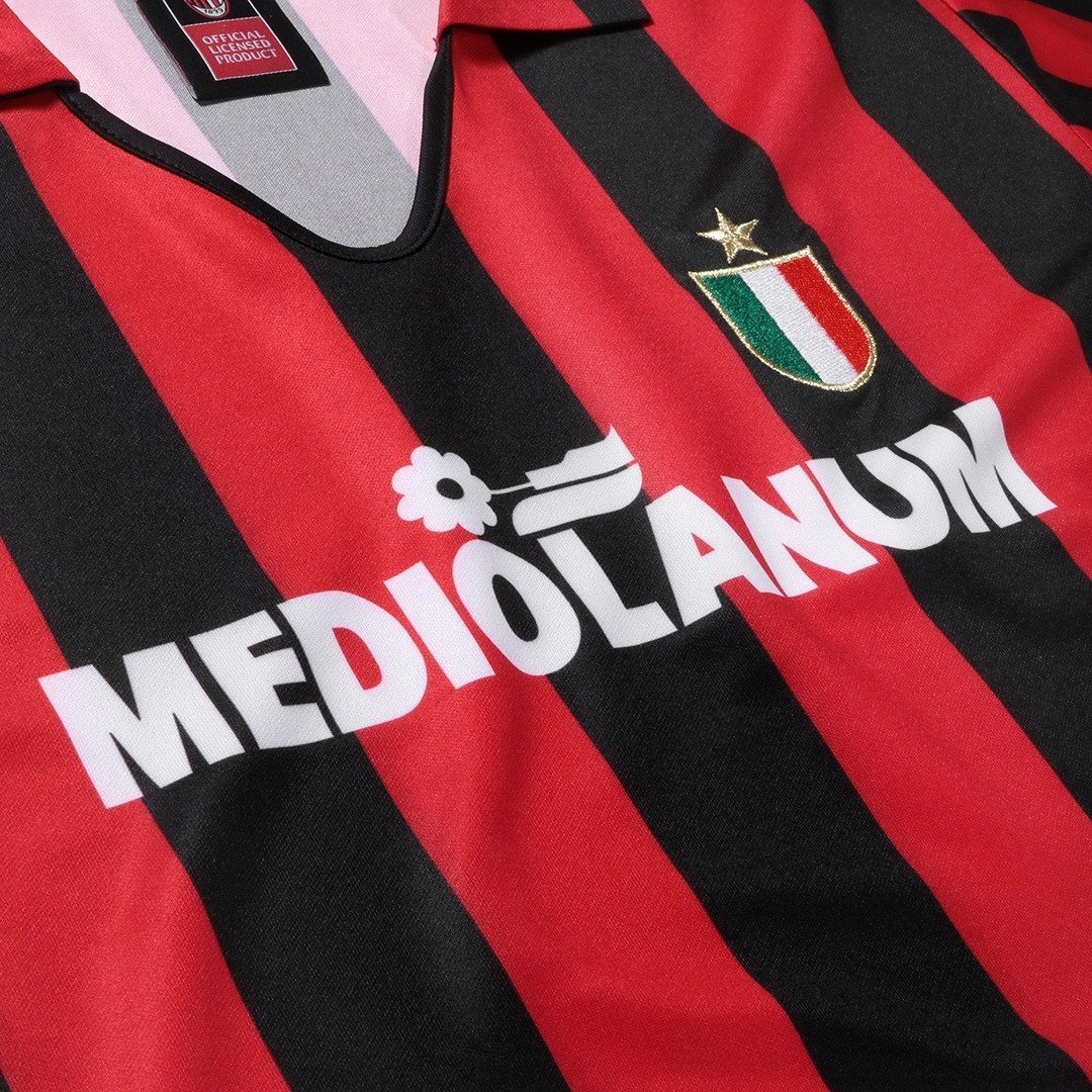 AC Milan Retro Football Shirt 1988 + 8 (Rijkaard) - Sportus - Where ...